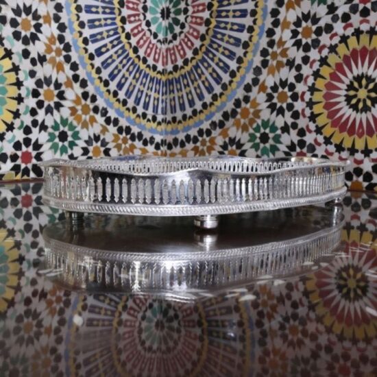 ATAY – PLATEAU ARTISANAL EN CUIVRE NICKELÉ | Artisanat du Maroc Marrakech